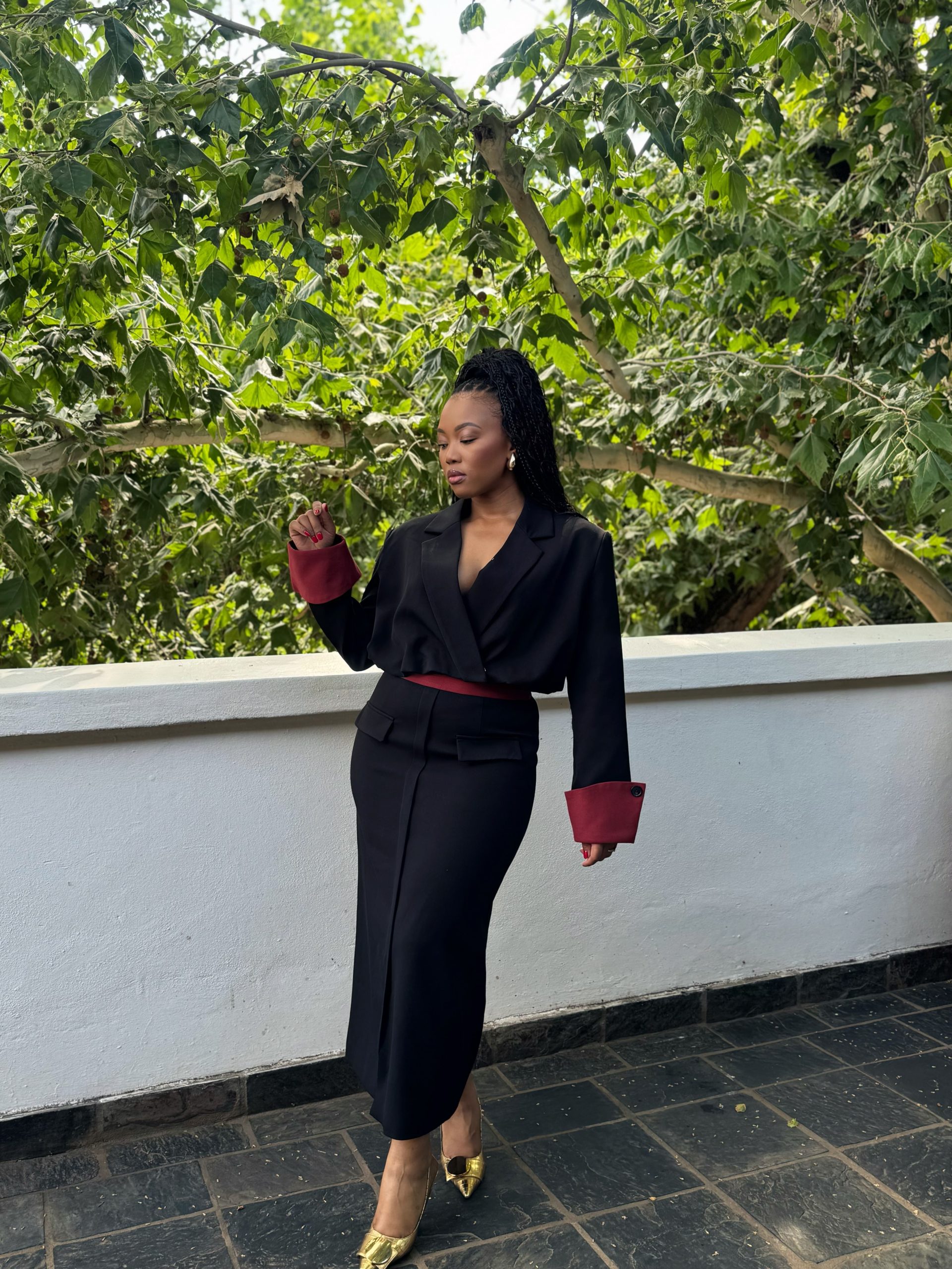 Black & Red Suit – Royal Couture